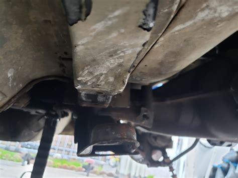 T3 Mustache Bar In Early 4 70 240z Causing R180 Diff To Move Back S30
