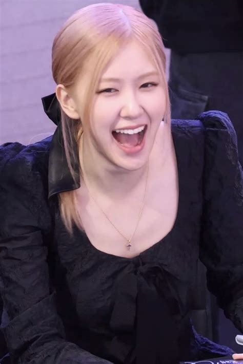 Pin De Traceford En Blackpink Rose