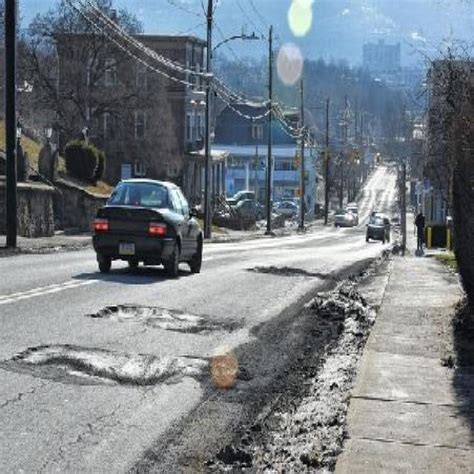 Pothole Detection Object Detection Dataset V4 Yolov8 By Hackthethong