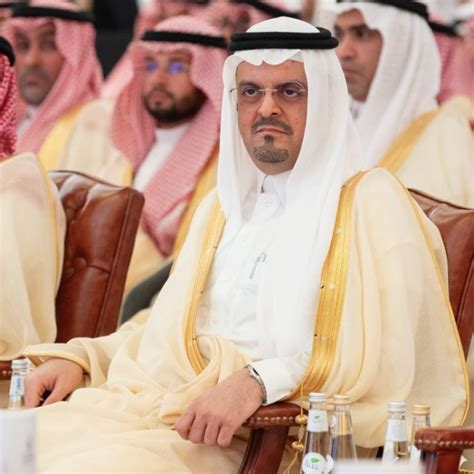 نائب أمير مكة يُدشّن ويضع حجر الأساس لـ 121 مشروعًا بيئيًا ومائيًا في