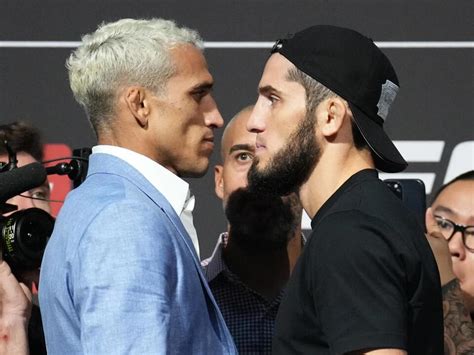 Charles Oliveira Picks Ufc Champ Islam Makhachev To Beat Dustin Poirier