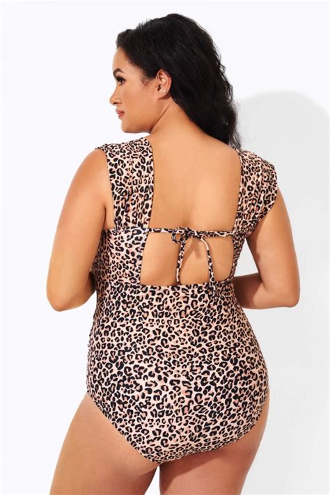 Sarong Front One Piece Meet Curve