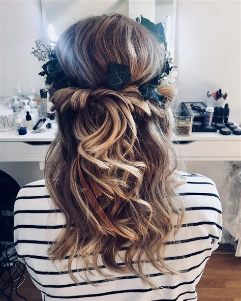 Gorgeous Half Up Half Down Wedding Hairstyle Ideas