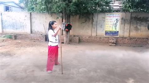 သိုင်းပြောင်းပြန် နှစ်စသိမ်းတုတ်နှင့်ခြေမတည်လိမ်တုတ်လေ့ကျင့်ခြင်း လေ့ကျင့် သင်ယူ မြန်မာ့မူ