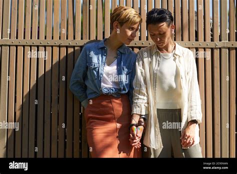 Jeunes Lesbiennes Banque De Photographies Et Dimages à Haute