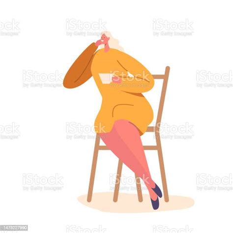 의자에 앉아 길거리 카페에서 컵에서 커피를 마시는 여자 여성 캐릭터는 커피숍 서비스 일러스트레이션을 즐긴다 거리에 대한 스톡