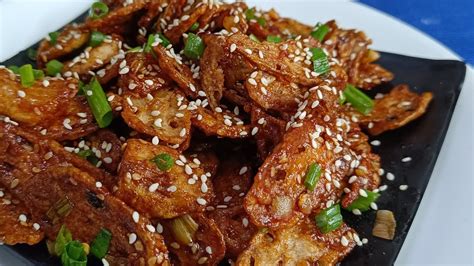 Crispy Lotus Stem In Hotel Style With Honey Chilli Sauce Recipe Youtube