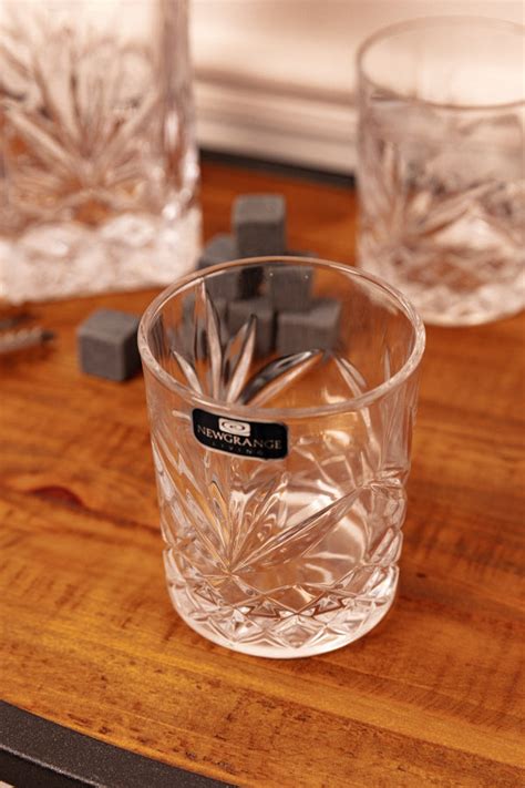 Whiskey Decanter Crystal T Set Newgrange Living Carraig Donn