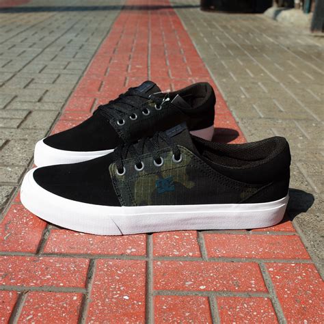 The Trase Sd Shoe From Dc Shoes Is Preduce Skateboards