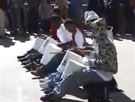 She Baddie Colombian Chick Shows Off Her Twerking Skills In Tight