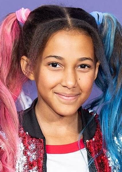 Nandi Bushell Fan Casting