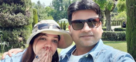 Kissing GIF Kissing Discover Share GIFs