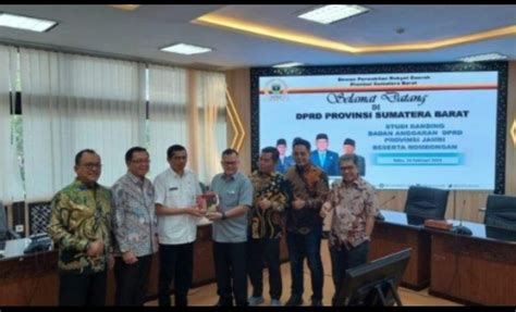 Anggota Badan Anggaran Di DPRD Provinsi Jambi Studi Banding Ke DPRD