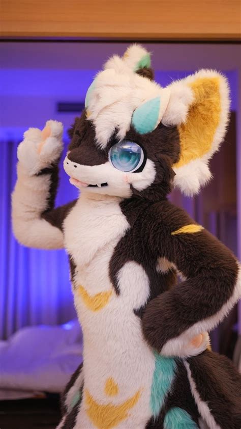 Pin De Selin Nicolini En Fursuit Trajes Peludos Arte Furry Arte De