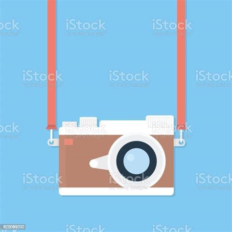 레트로 카메라 또는 평면 스타일 컬러 배경에서 빈티지 카메라 오래 된 카메라 스트랩입니다 격리 된 골동품 카메라입니다 골동품에