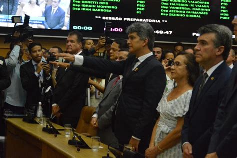 Evidencie Se Deputados Estaduais Tomam Posse Para A 19ª Legislatura