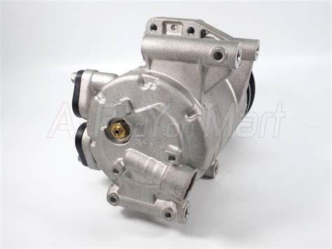 คอมแอร์ Ford Focus 2012 เครื่อง1 6 เกียร์แมนวล แบบหัวหน้าแปลนตรง แท้