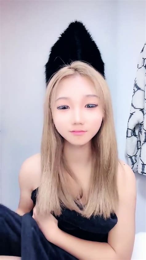 【淼淼】新人校花下海了天价收费18岁的小嫩穴真迷人裸舞2 Eporner