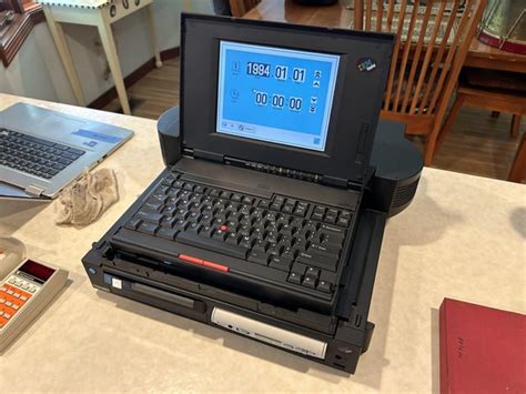 Ibm Thinkpad 360c With An Ibm Docking Station Ii For 8 Rthinkpad