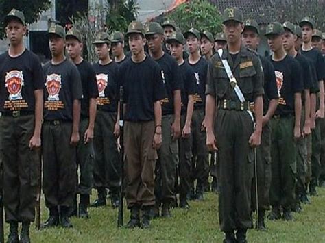 Panukalang Pagbuhay Sa Mandatory ROTC Inihain Na Sa Kamara DZIQ Radyo
