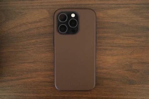Comparatif Détuis En Cuir Et Cuir Adjacent Pour Les Iphone 15