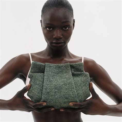 דניאלה להבי Daniella Lehavi