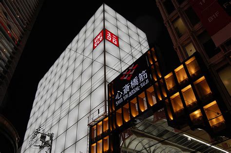 ユニクロ心斎橋店、10月1日オープン 大阪に日本初のグローバル旗艦店 Нет 建築情報