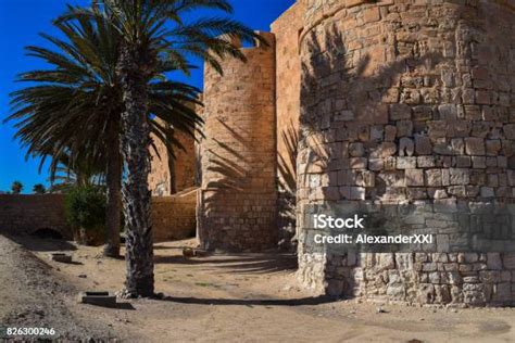 Borj El Kebir 요새입니다 Houmt Souk 타운입니다 지중해 해안입니다 Djerba 섬입니다 튀니지 북부 아프리카