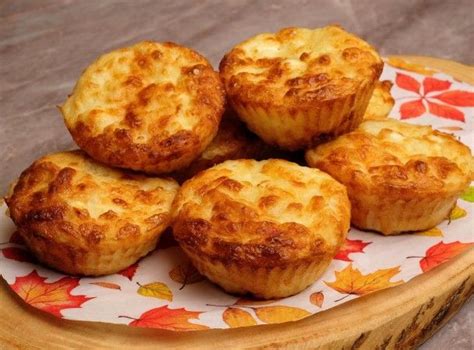 Пухкави банички мъфини Кулинария Закуски Напитки
