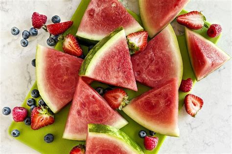 The Health Benefits Of Eating Fruits