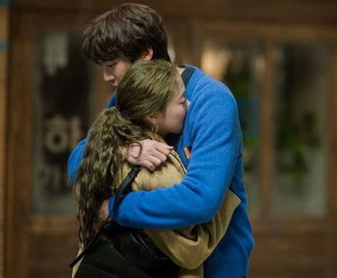 이세영♥나인우 공식 커플 됐다과감한 스킨십 첫사랑 서사 클라이맥스 모텔캘리