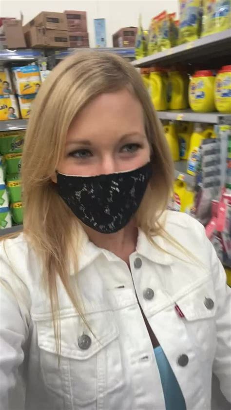 Couldnt Help But Expose Myself In Walmart Scrolller