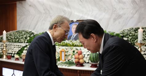 尹 대통령 취임 후 처음 이명박 전 대통령 부부와 만찬