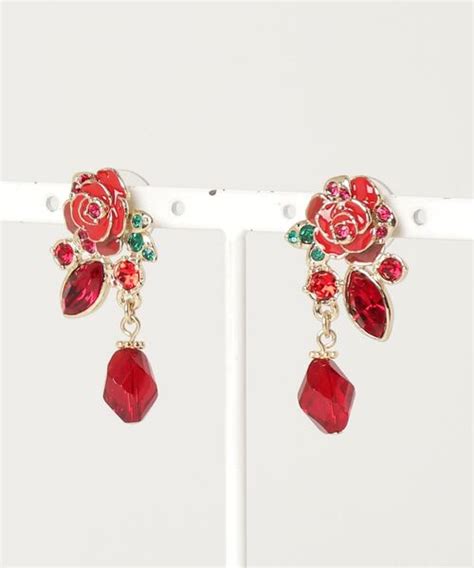 Anna Sui（アナスイ）の「ローズモチーフ ピアス（ピアス（両耳用））」 Wear