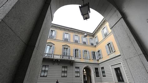 Mediobanca Conti Sopra Le Attese Con Utili Per 660 Milioni Nagel