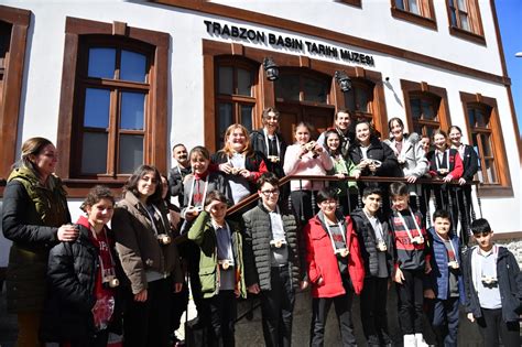 Trabzonda öğrenciler Basın Tarihi Müzesini Ziyaret Etti Trabzon