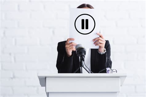 Public Speaking Success With The Use Of The Pause The Speaker