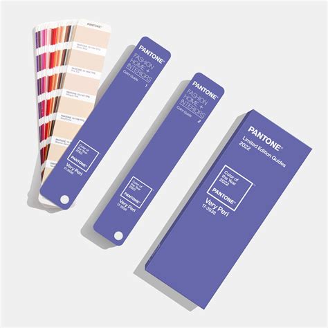 Pantone 公布2022年度代表色「very Peri 長春花藍」，象徵寧靜與活力雙重精神 The Femin