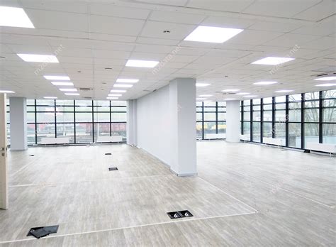 Купить офис 778 м2 в бизнес центре Виктори Парк Плаза 3 этаж 27 230