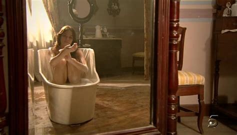 Naked Dafne Fernández In Tierra De Lobos
