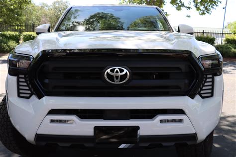 2024 2026 Toyota Tacoma Grille Overlay Bumpershellz