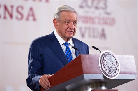 AMLO gobierna mal y se entromete en las atribuciones de los otros poderes Códice Informativo