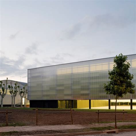 Polycarbonate Sheet Facade