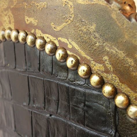 Black Crocodile Armchair With Alligator Skin And Zebu Horns For Sale At