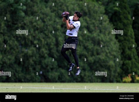 Cincinnati Bengals Andrei Iosivas Makes A Catch During A Practice At The Nfl Football Teams