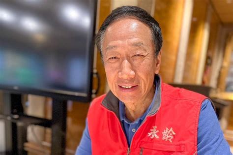 轉彎了！3天前才譏「剩蛋快樂」 郭台銘今改讚：行動內閣、果決行動