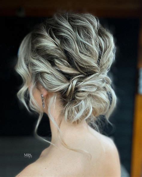 40 Trendy Wedding Hairstyles For Short Hair Every Bride Wants In 2024