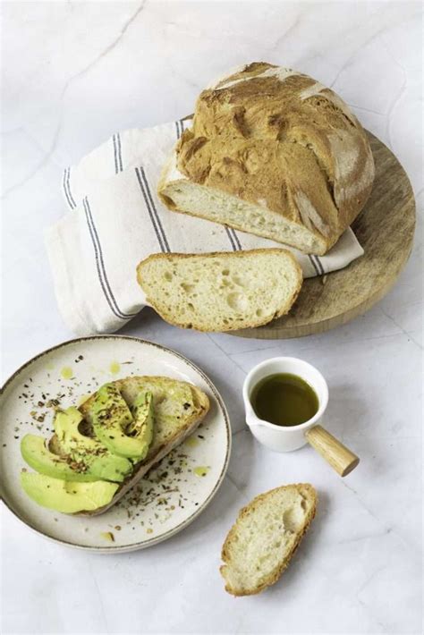 Easy No Knead Artisan Bread Recipe Ready In 2 Hours Minoo Makes Stuff