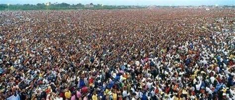 DEBUNKED Photo Showing Huge Crowd At DP Rutos Rally Is Fake
