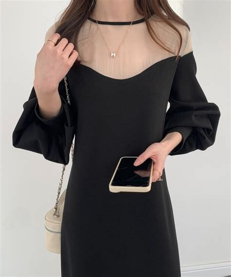 Eclin（エクラン）の「ボリュームスリーブスリット異素材切替ロングワンピース（ワンピース）」 Wear